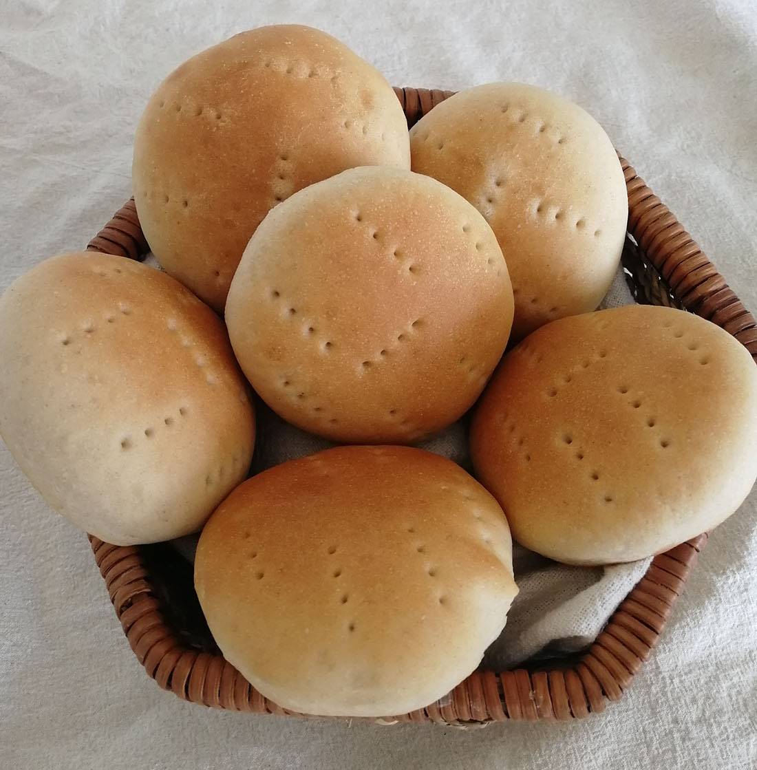 RECETAS PARA DISFRUTAR EN CASA: PAN AMASADO