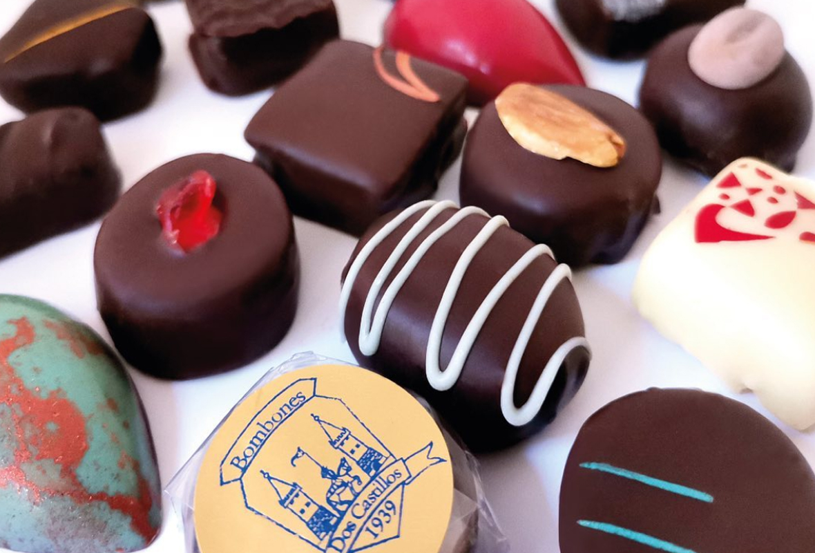 BOMBONES DOS CASTILLOS: 82 AÑOS DE TRADICIÓN CHOCOLATERA EN CHILE ...