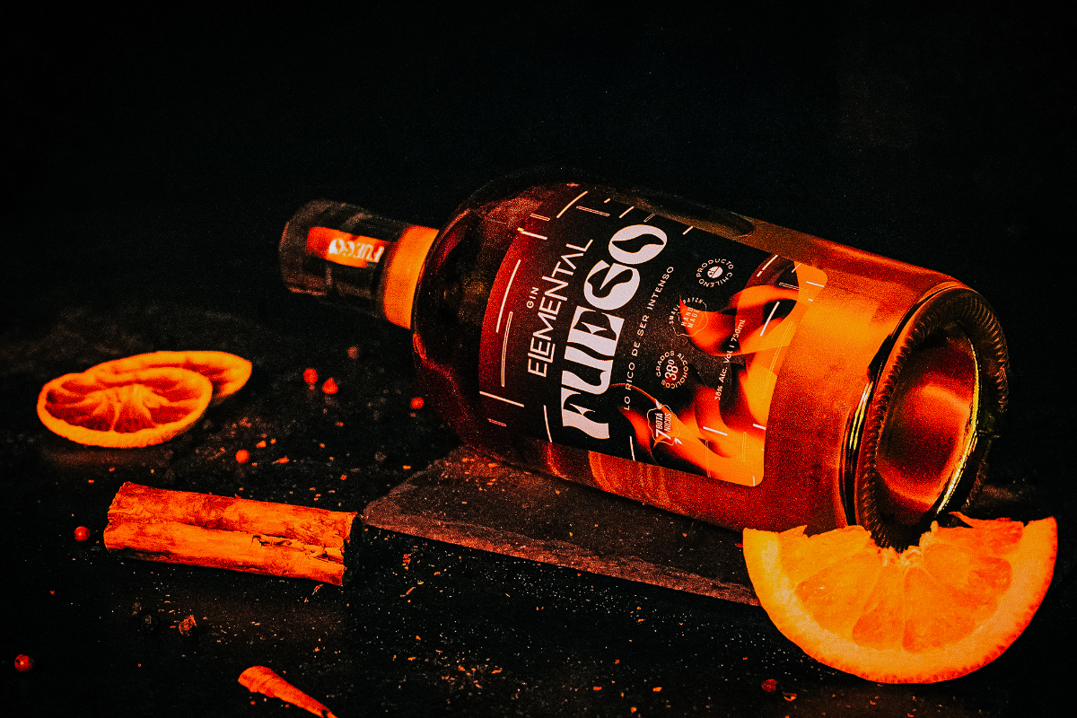 Elemental lanza el primer gin sabor a canela y picante al mercado ...