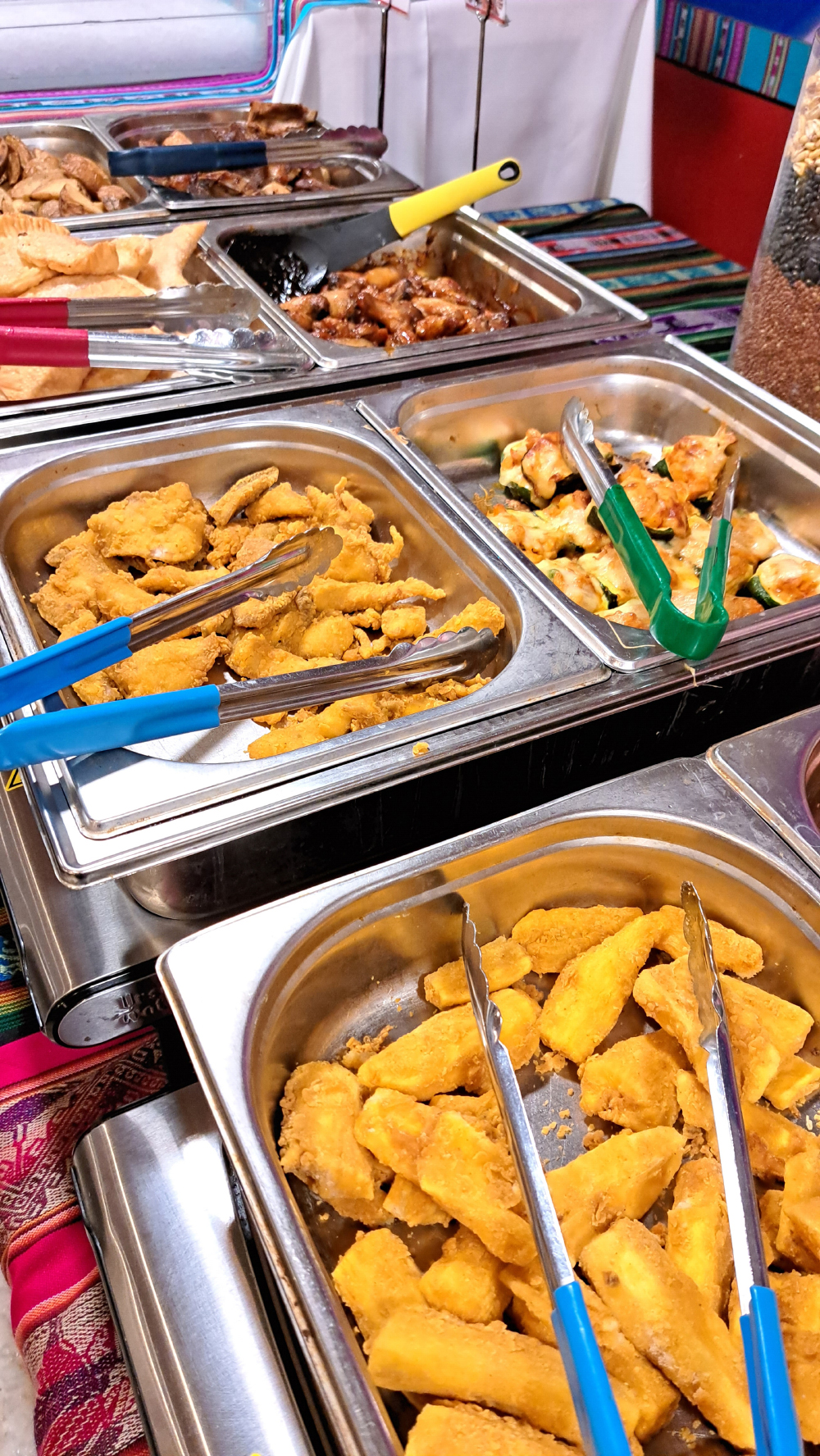 Somos Perú Buffet: Variedad de sabores peruanos para toda la familia ...