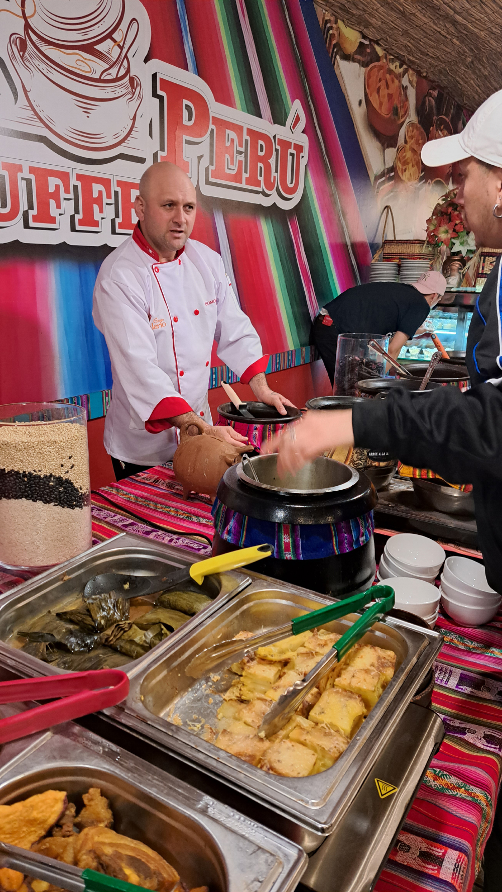 Somos Perú Buffet: Variedad de sabores peruanos para toda la familia ...