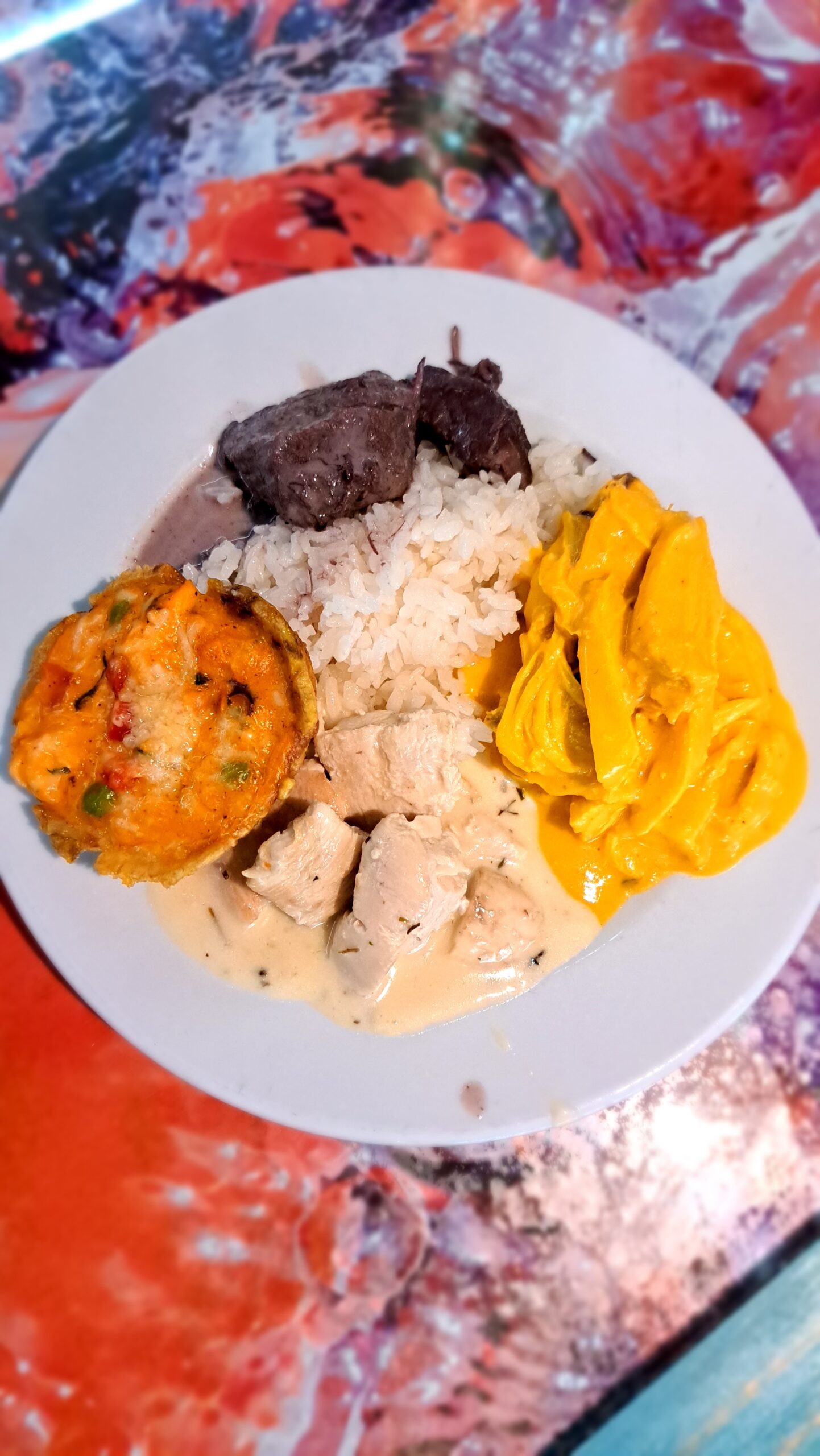 PERÚ MÁGICO: EL TENEDOR LIBRE QUE ENCANTA EN ÑUÑOA - Como Me Gusta