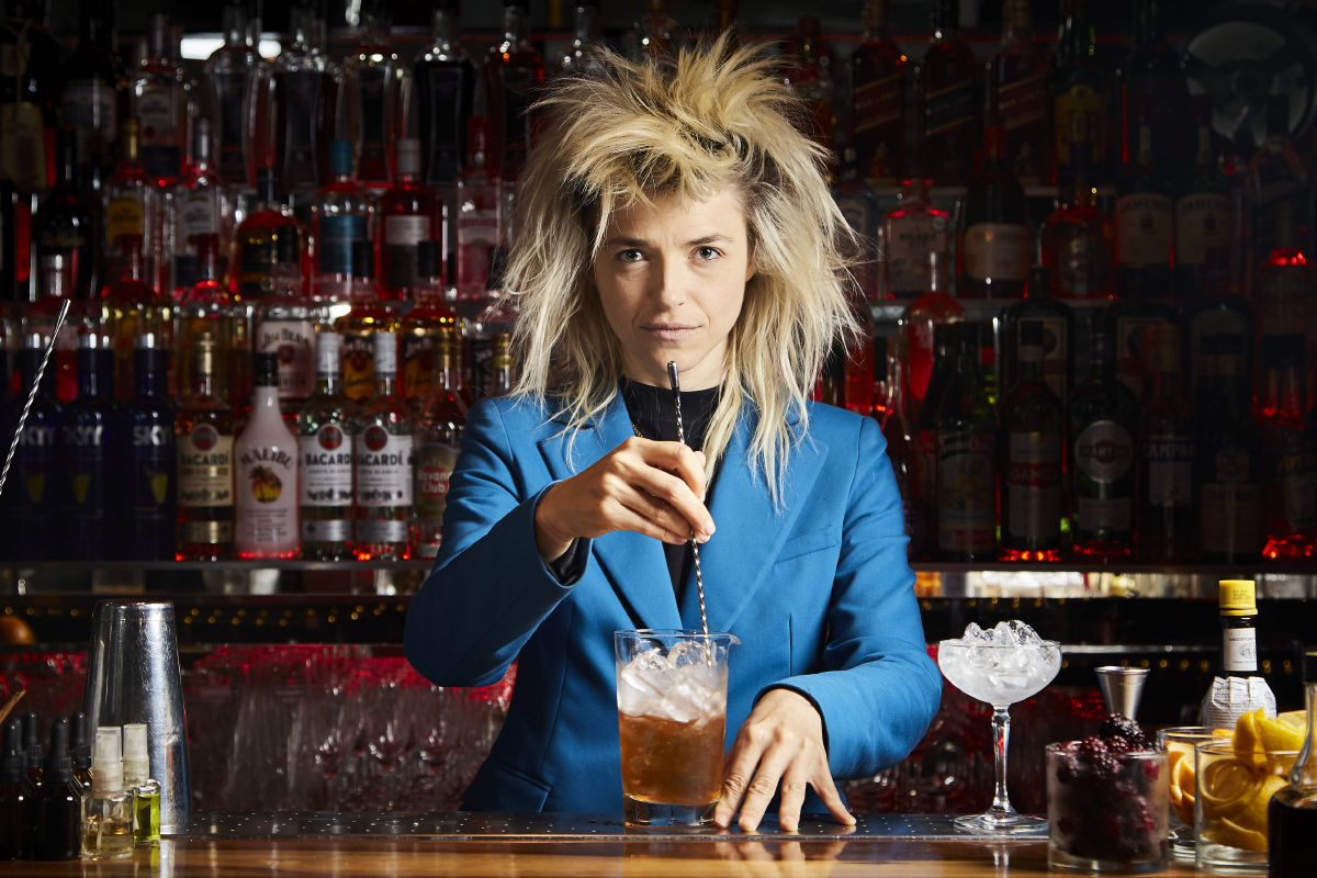 Ganadora de Gran Bartender 2022 llega a Chile a dictar masterclass de coctelería - Como Me Gusta